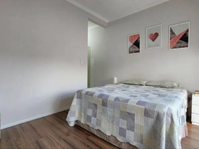 Casa térrea à venda no condomínio Vila Real
