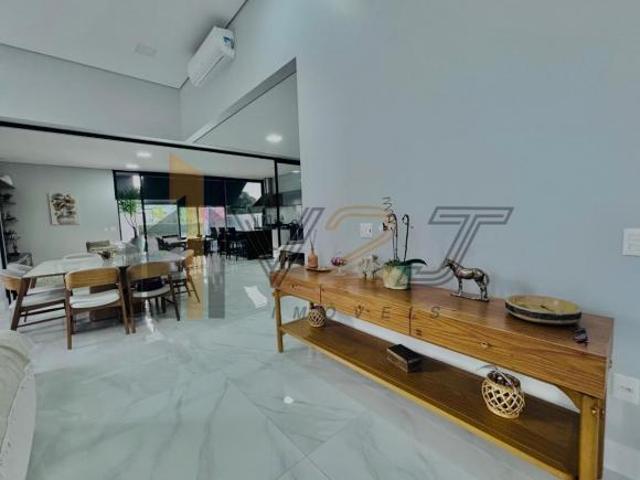 CASA TÉRREA A VENDA NO CONDOMÍNIO VILLA D&apos ORO EM VINHEDO/SP