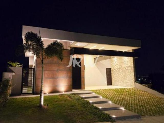 CASA TÉRREA A VENDA NO CONDOMÍNIO VILLA SAPEZAL NA CIDADE DE INDAIATUBA SP Área Total 360,00 m² Á