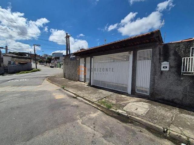 Casa térrea à venda no Condomínio Ville Geneve
