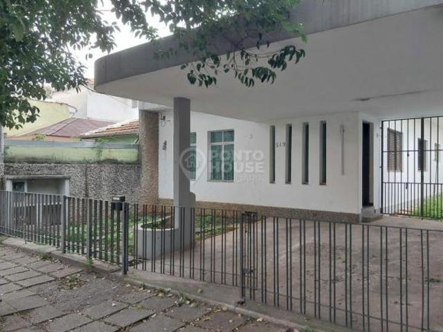 Casa térrea à venda no Ipiranga com 141m², 4 dormitóiros