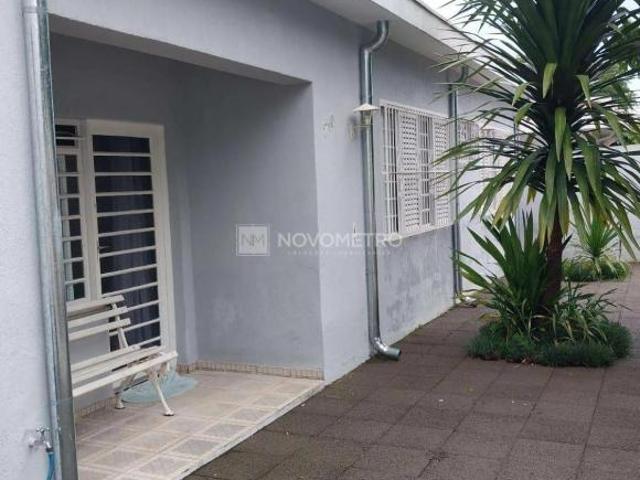 Casa Térrea à Venda no Jardim Aurélia em Campinas – Ampla, Bem Localizada e com Quintal Espaçoso