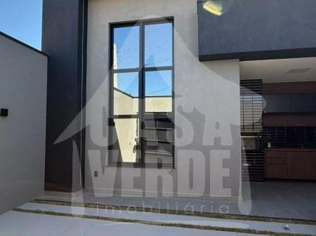 Casa térrea à venda no Jardim Bom Sucesso em Indaiatuba/SP