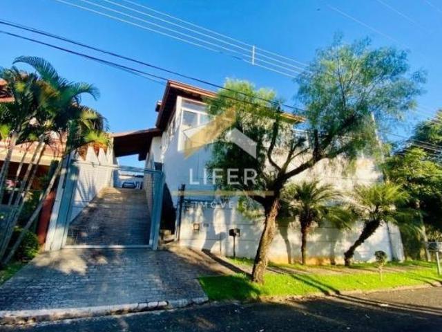 Casa Térrea à Venda no Jardim Botânico em Sousas com Vista Verde e Espaço Gourme