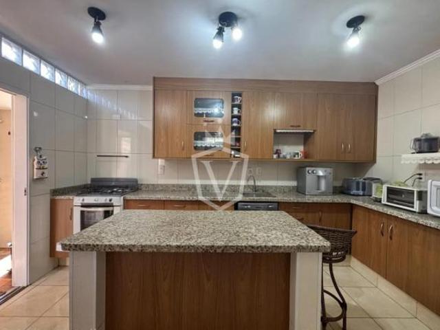 Casa térrea à venda no Jardim Campos Elíseos, Jundiaí/SP