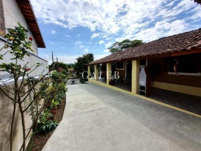 Casa Térrea à venda no Jardim dos pinheiros, 360m2 de área e com edícula completa