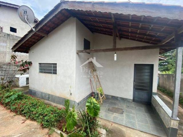 Casa térrea a venda no Jardim dos Pinheiros
