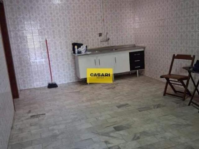 Casa térrea à venda no Jardim, em Santo André – Terreno 185 m², localização privilegiada na Rua das