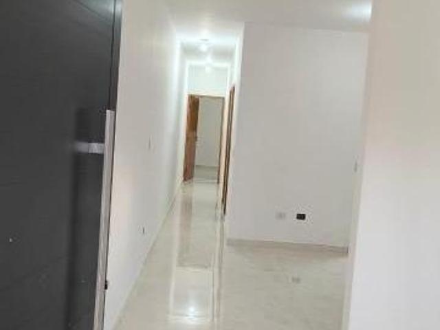 Casa térrea a venda no Jardim Imperial com 2 quartos, sendo 1 suíte