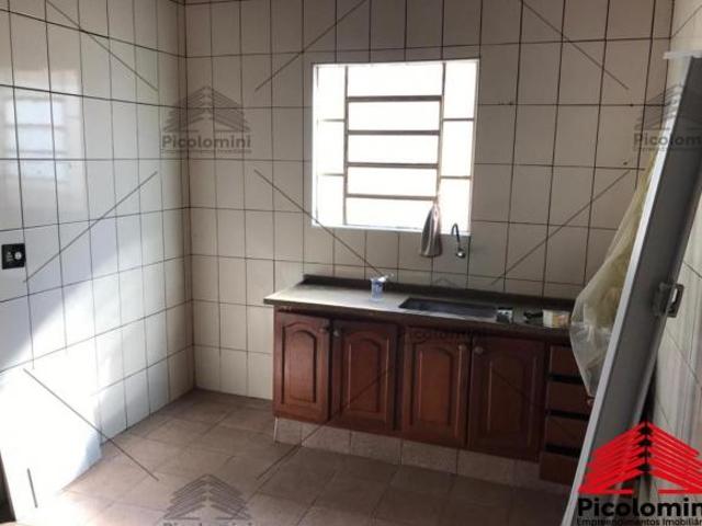Casa térrea a venda no Jardim Independência de 126m², 1 dormitório, 1 banheiro, lavanderia, entrada
