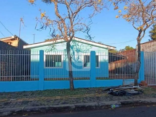 Casa térrea à venda no Jardim Ipe em Foz do Iguaçu