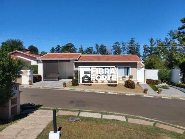 Casa térrea à venda, no Jardim Madalena, em Campinas