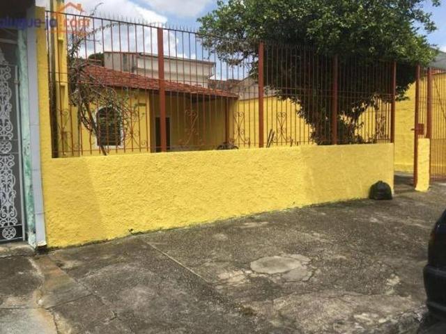 Casa térrea à Venda no Jardim Morumbi com 3 quartos e 95 metros