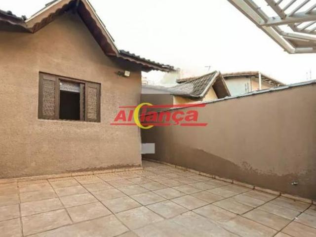 Casa Térrea à Venda no Jardim Papai. Ótima Oportunidade para Morar ou Investir