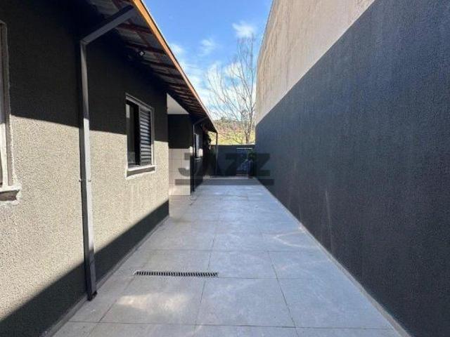 Casa térrea à venda no Jardim Portal dos Pássaros em São José dos Campos 3 dormitórios, suíte, ref