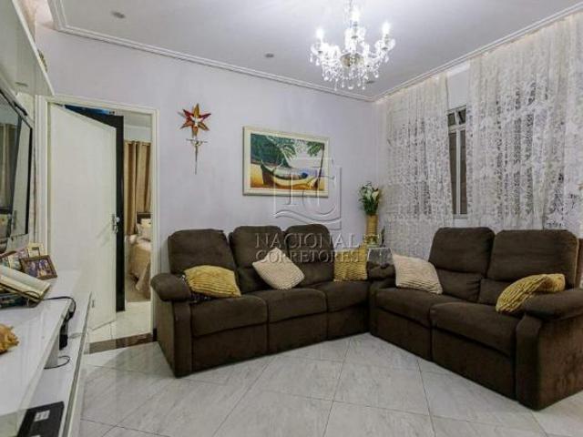 Casa térrea à venda no Jardim Santo Alberto em Santo André com 144m² e 3 dormitórios