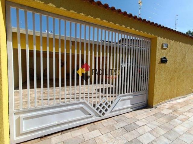 Casa térrea a venda no Parque Via Norte