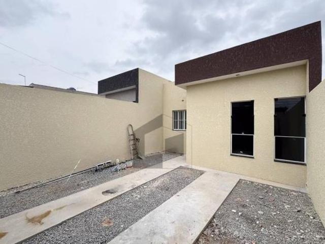 Casa térrea à venda no Parque Residencial Casa Branca em Suzano com 2 quartos e quintal