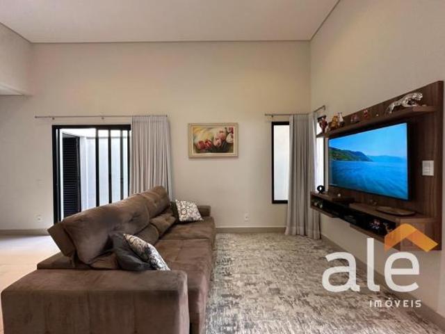 Casa térrea à venda no Portal do Lago, Sumaré SP, por apenas R$ 1.300.000,00
