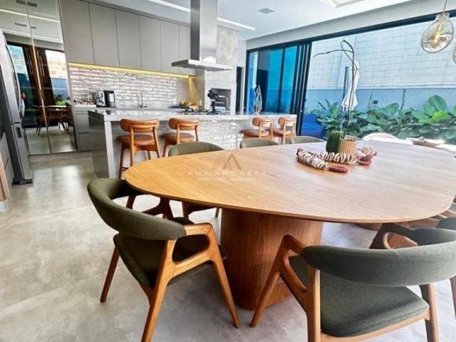 Casa térrea à venda no Quinta do Golfe Jardins, com 4 suítes