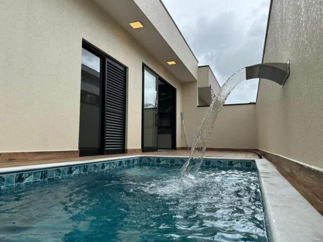 Casa térrea à venda no Royal Garden em Paulínia – 3 suítes, piscina e espaço gourmet