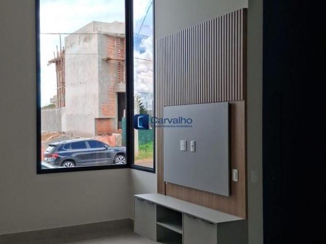 Casa térrea à venda no Santorini Residencial Club, 200m² de construção