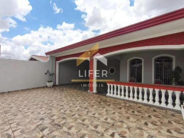 CASA TÉRREA À VENDA NO VILA CARLITO