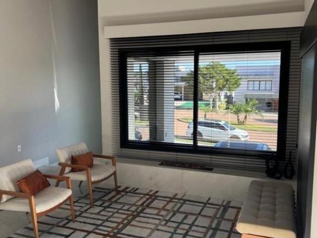Casa térrea a venda ou permuta com 4 suítes, gourmet, piscina, 7 vagas no condomínio de alto padrão