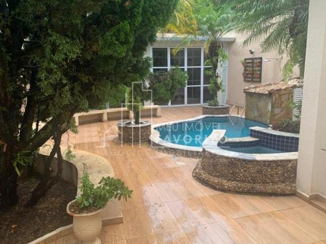 Casa Térrea à venda Alto Padrão Anhangabaú Jundiaí SP 300m AC Piscina 4 vagas