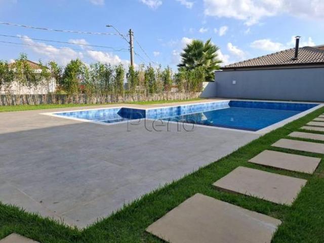 Casa térrea à venda com 4 quartos no Swiss Park em Campinas