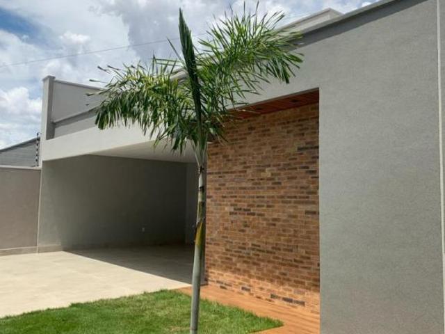 Casa térrea a venda com 4 quartos suítes no Jardim Atlântico