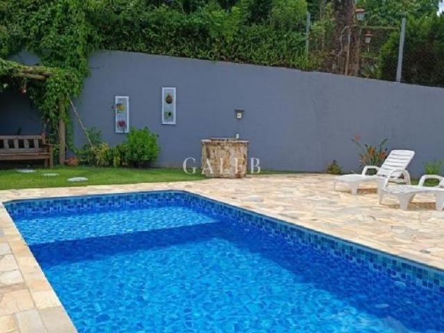 Casa térrea à venda com 4 quartos, piscina, em condomínio, com 818m² de terreno