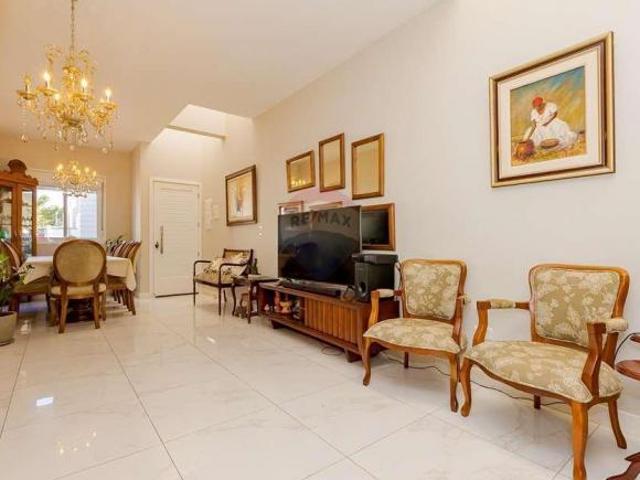 Casa térrea à venda com 80m² e 3 dormitórios e 1 vaga por R$ 849.000,00 no Bairro Ecoville Curitib