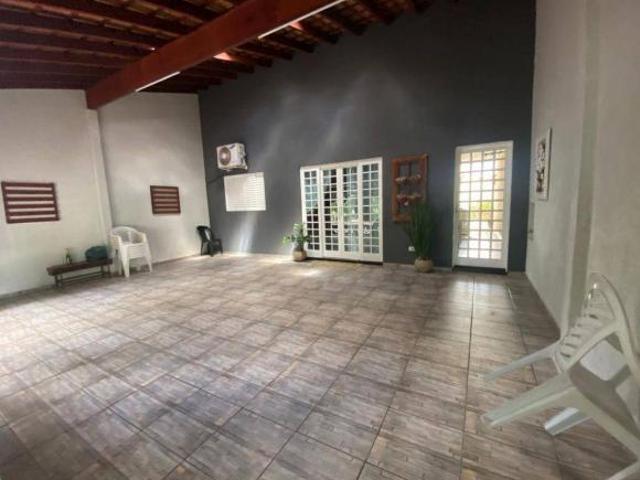 Casa térrea à venda com 03 dormitórios no Bairro Santa Rita em Santa Bárbara d’Oeste/SP