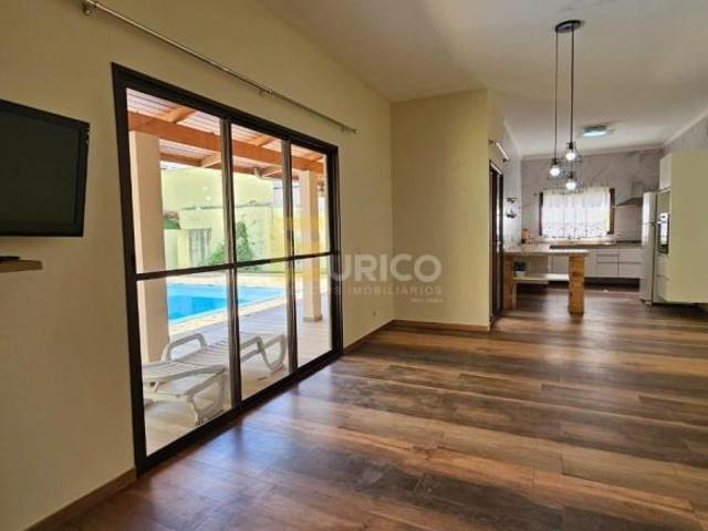 Casa térrea a venda com 03 quartos Condomínio Piccolo em Louveira/SP