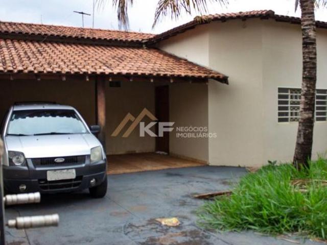 Casa térrea a venda com 02 dormitórios em Jardinópolis SP
