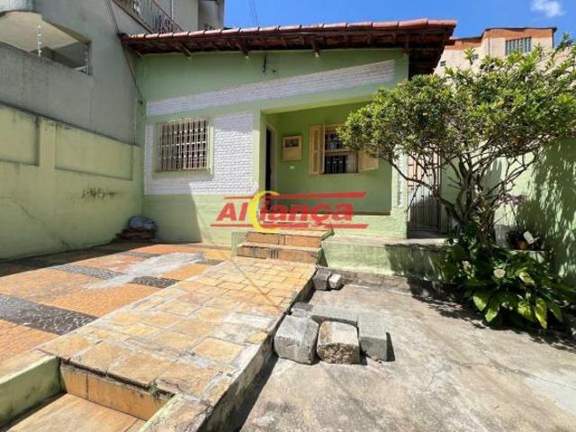 Casa Térrea à venda com 02 quartos no bairro da Vila Rosália