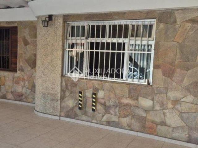 Casa térrea à venda com 114m², 2 dormitórios, 2 banheiros, 2 vagas Bairro Assunção São Bernardo