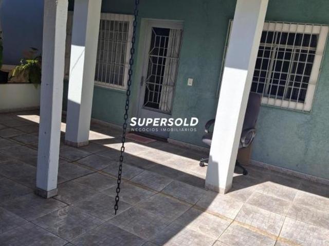 Casa Térrea à Venda com 175m² 03 Dormitórios/ Quartos– Sendo 01 Suíte – R$ 580.000,00 – no bairro