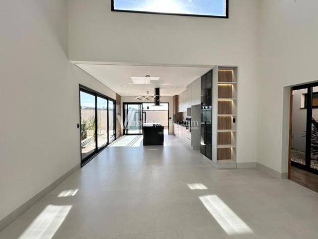Casa térrea a venda com 185m² no condomínio Residencial das Acácias na cidade de