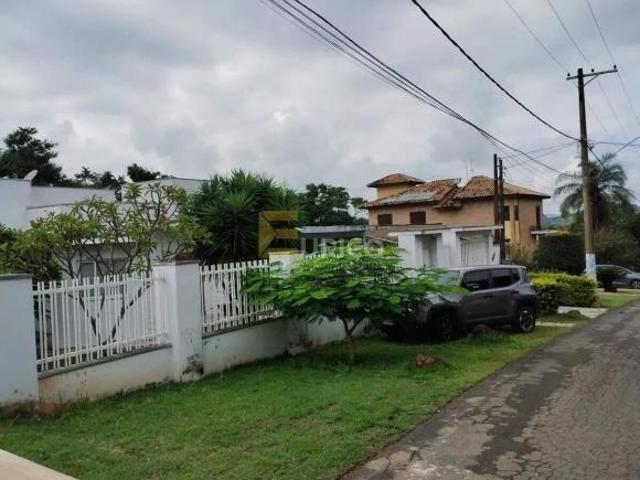 Casa térrea à venda com 1.000m² de terreno no condomínio Horizonte Azul Village Ambiental – Itupev