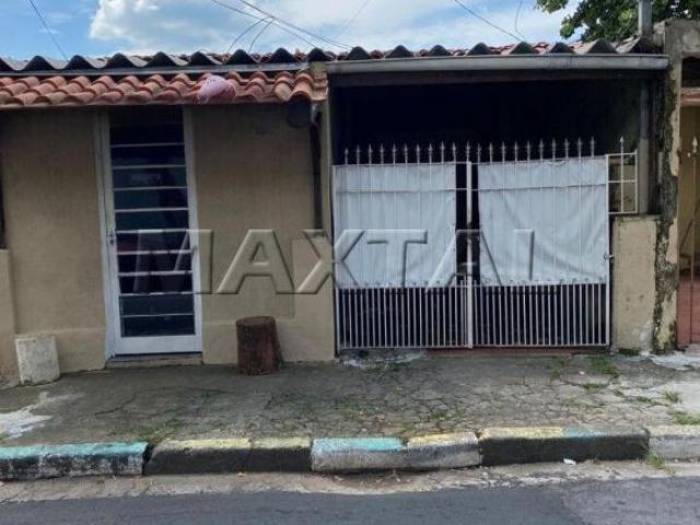 Casa térrea à venda com 2 dormitórios, na Vila Rosália em Guarulhos, com 2 vagas