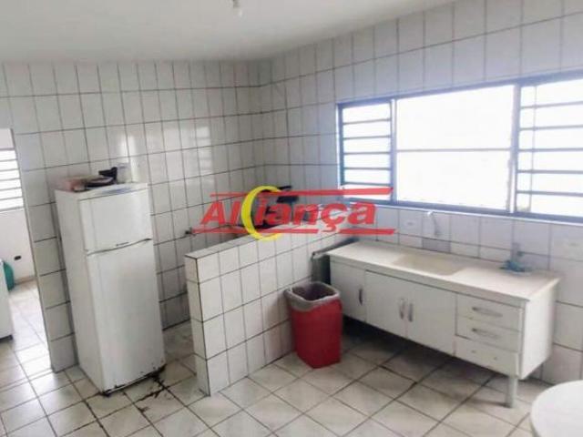 CASA TÉRREA À VENDA COM 2 DORMITÓRIOS 125 M² JARDIM JACY GUARULHOS/SP