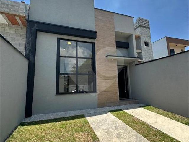 Casa Térrea à venda com 2 quartos, sendo 1 suíte, em Parque Morumbi, Mogi das Cruzes
