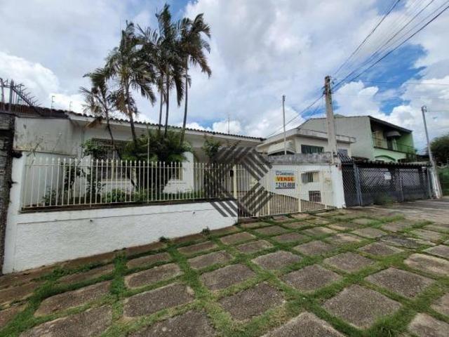 Casa térrea à venda com 3 quartos sendo 1 suíte na zona central de Sorocaba