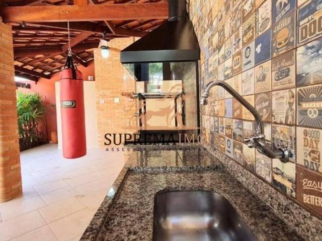 Casa á venda com 310 m², 3 quartos Condomínio Granja Olga III