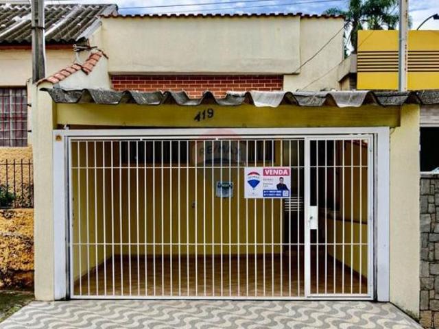 Casa térrea à venda com 3 dormitórios com suite, garagem coberta e varanda no Alto Ipiranga. Oportu