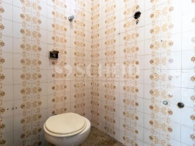 Casa térrea à venda com 3 dormitórios e 4 vagas na Zona Sul