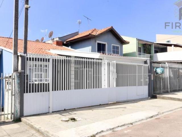 Casa Térrea à Venda com 3 Dormitórios
