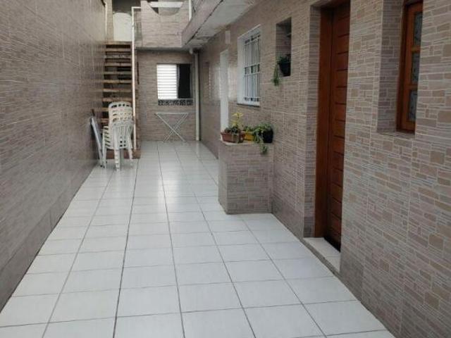 Casa Térrea à Venda com 3 dorms, 2 vagas. Bairro: Vila Rio de Janeiro